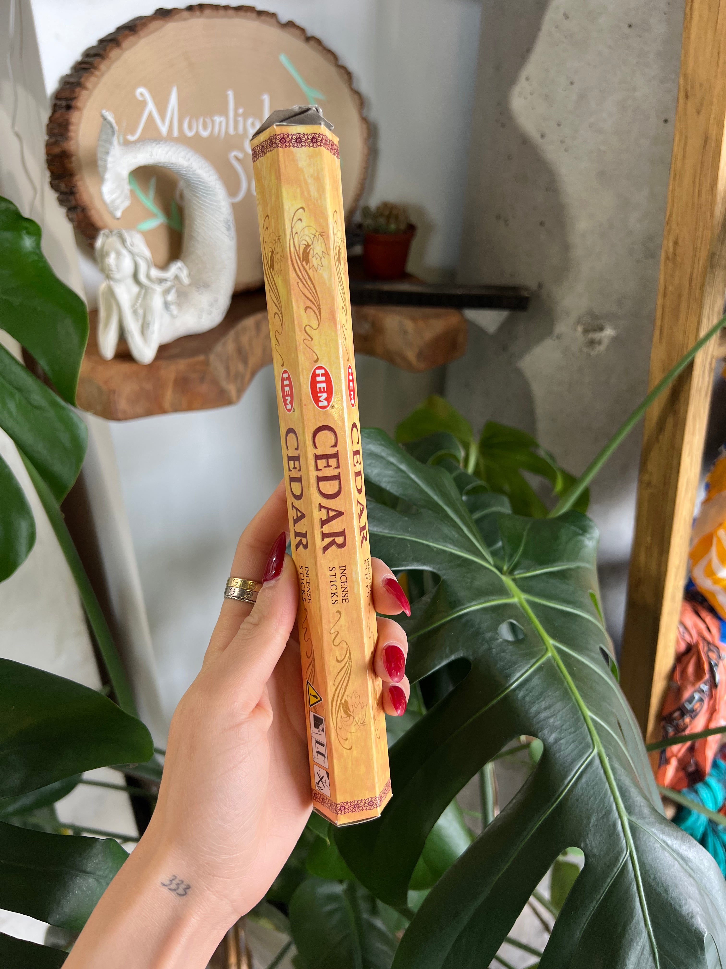 Cedar Incense Sticks HEM Brand (Buena Suerte) – Moonlight And Sage Shop